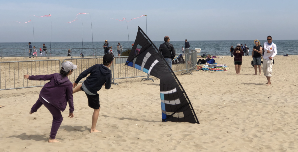 John Barresi | Kite Instruction, Performance, Team Building